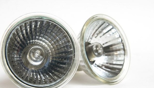 Bulbs: types of bulbs for an apartment and types of socles, marking ...